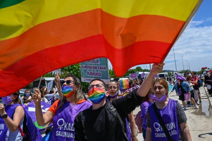 Turkey's LGBTQ community dreads its future under Erdoğan rule - Turkish ...