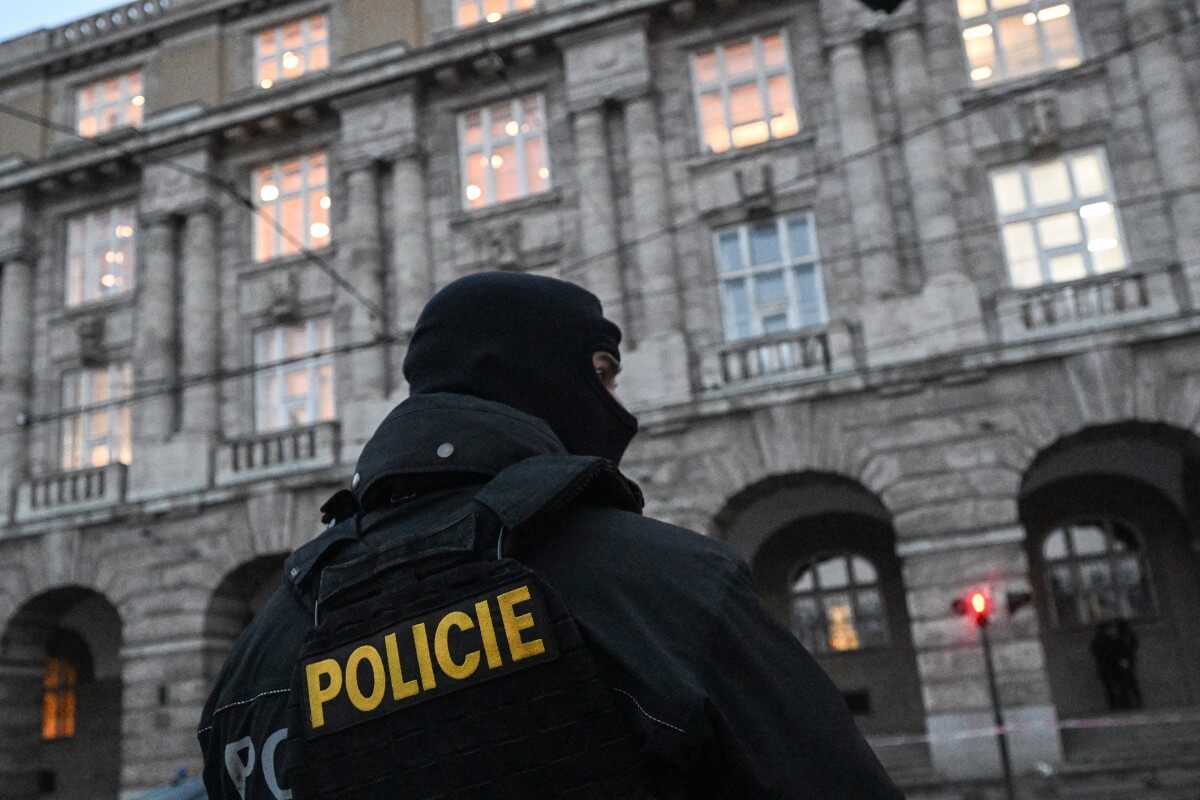 Czech police charge 14 with people smuggling from Turkey - Turkish Minute
