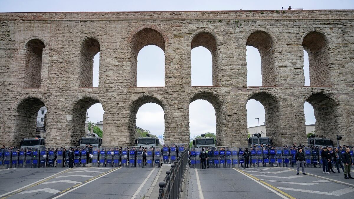 İstanbul appeals court rules Taksim Square May Day ban unlawful ...