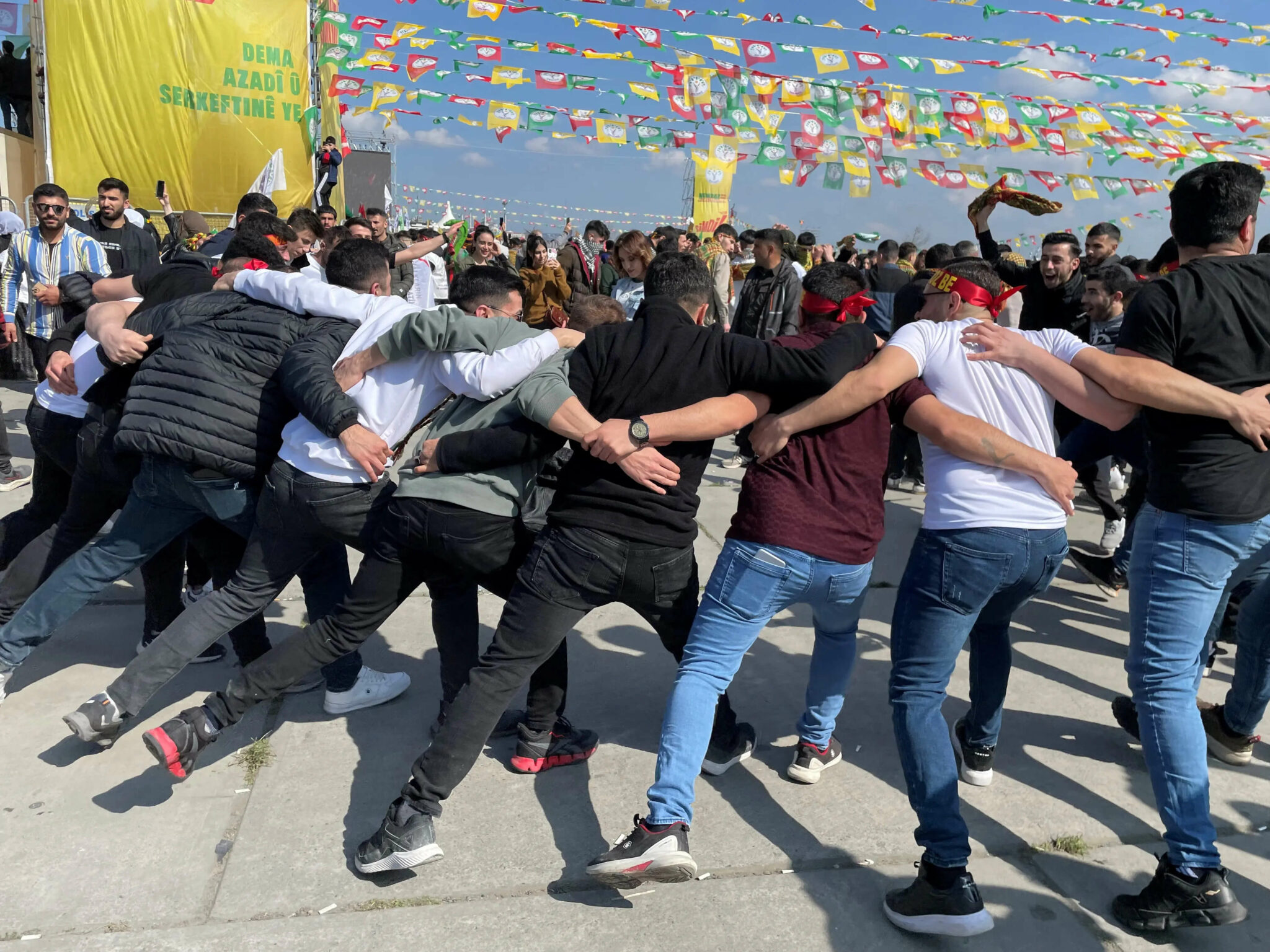 Arresting Kurds over songs played at weddings is abuse of power: HRW ...