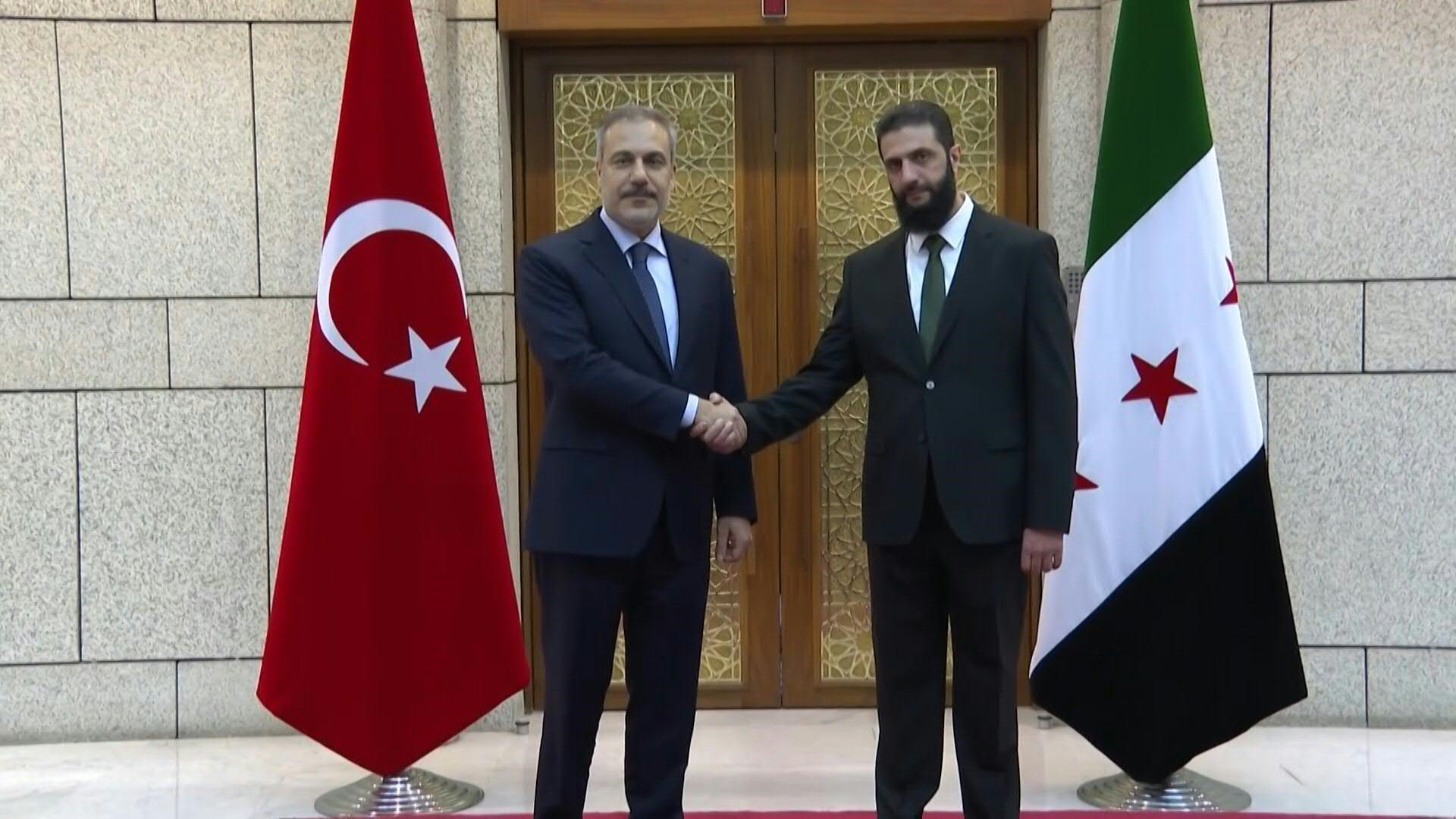 Turkey's top diplomat meets Syria's new leader in Damascus - Turkish Minute