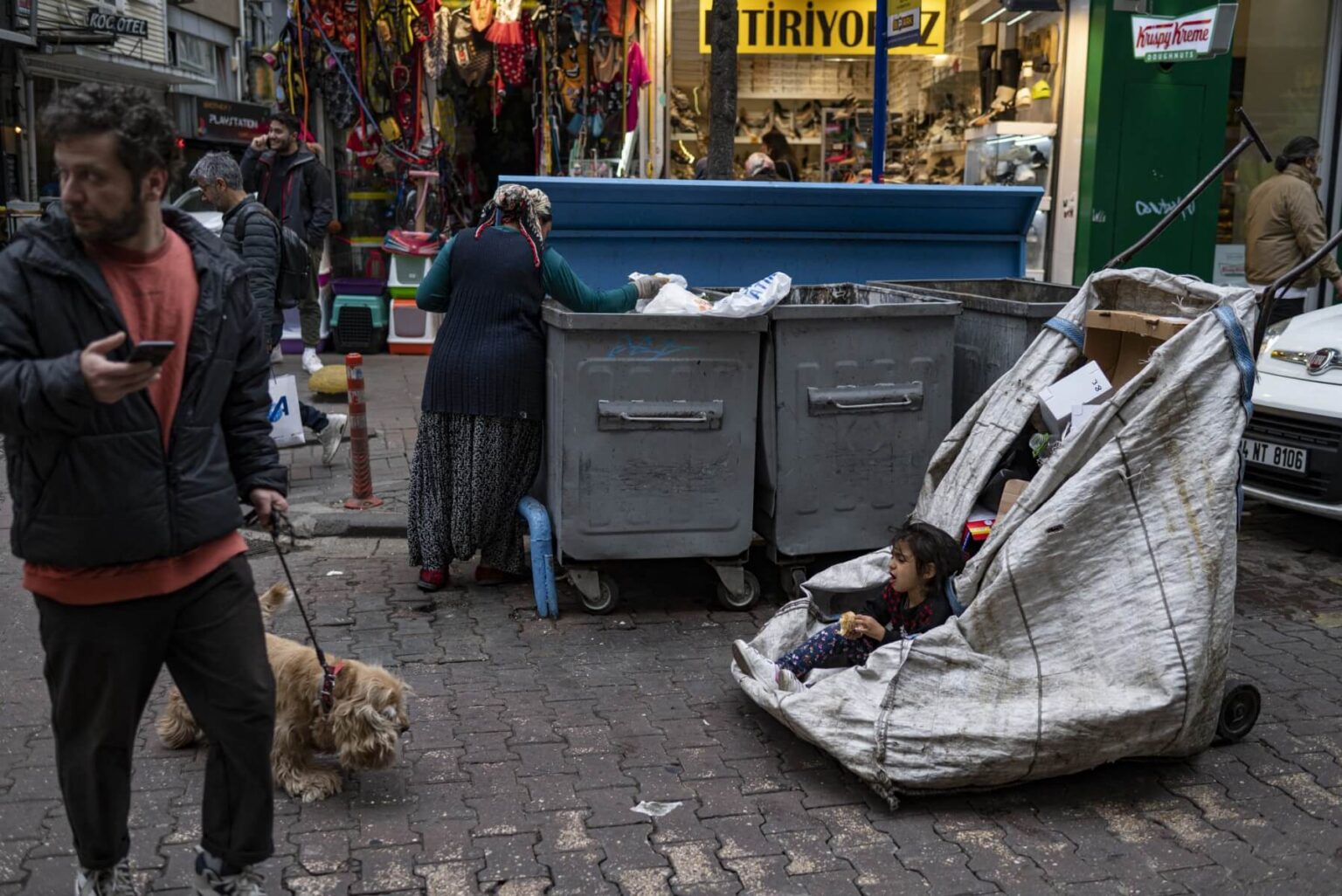 Poverty rate in Turkey climbed to 13.6 percent in 2024 as cost-of ...