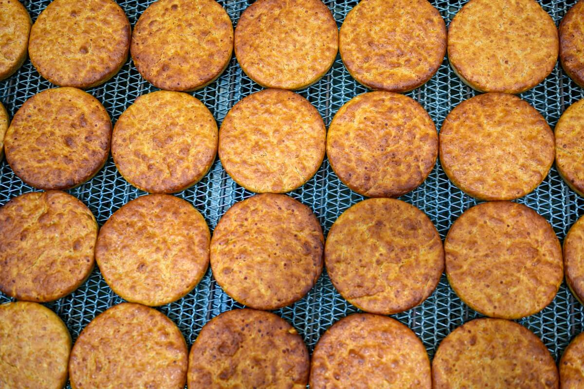 Ancient bread rises again as Turkey recreates 5,000-year-old loaf ...