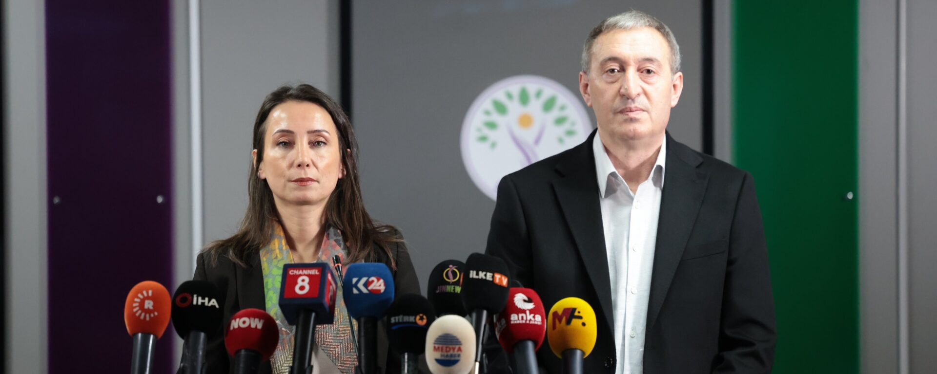 Turkey's pro-Kurdish party calls for end to siege of Kobane as police ...