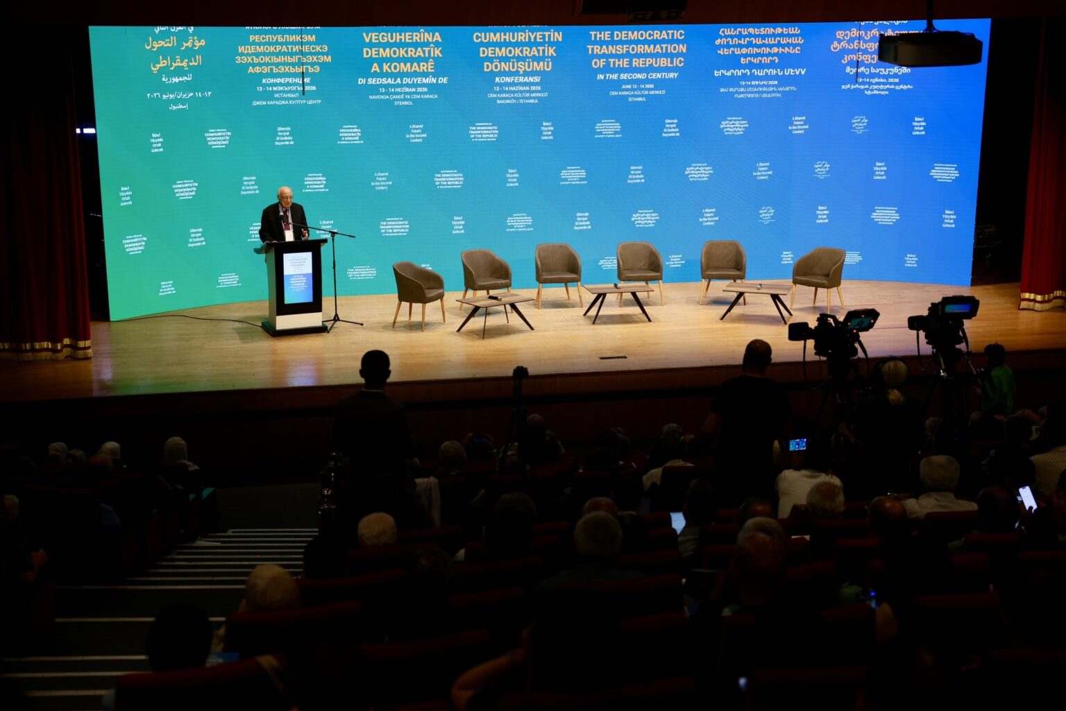 İstanbul conference calls for linking Kurdish peace effort to ...